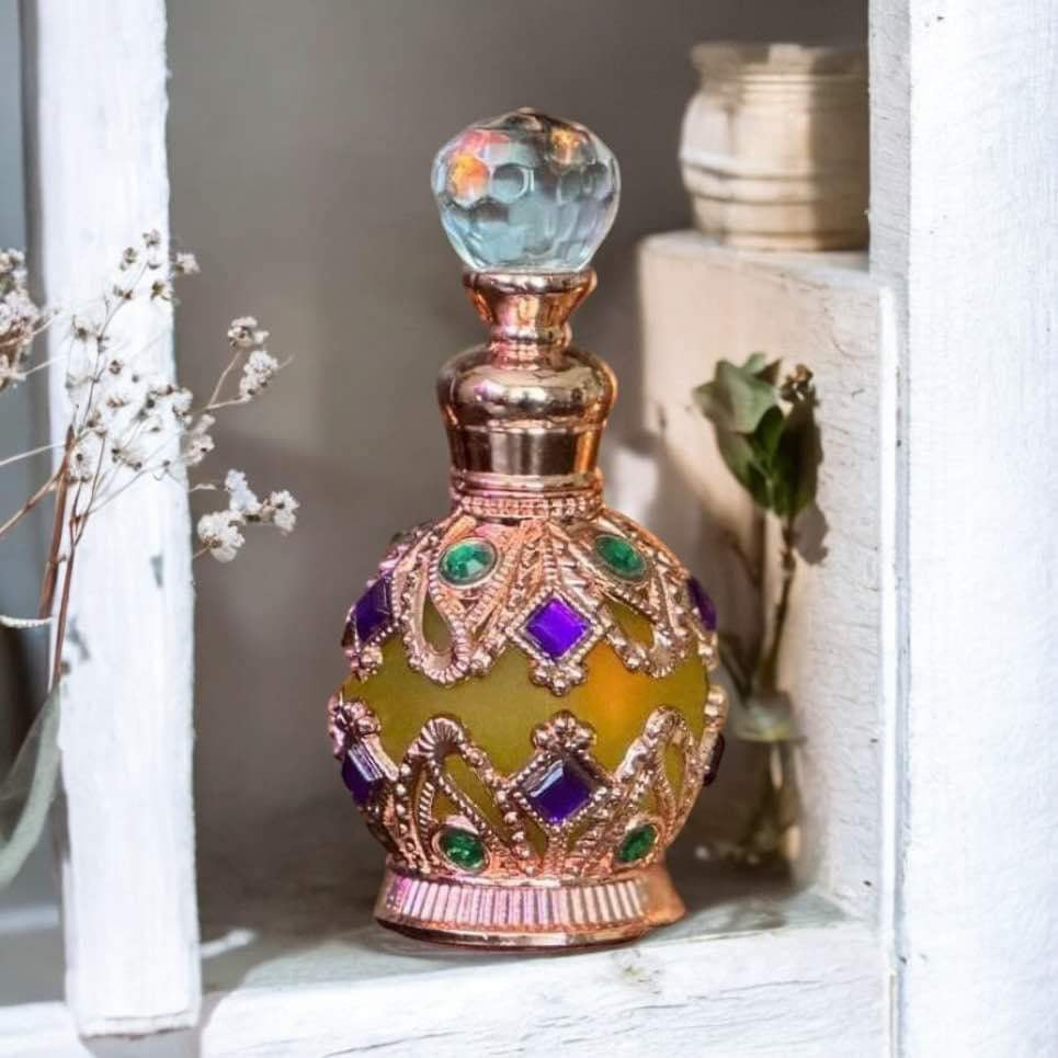 Sacred Seshen Exquisite Perfume – Ancestral Roots Apothecary